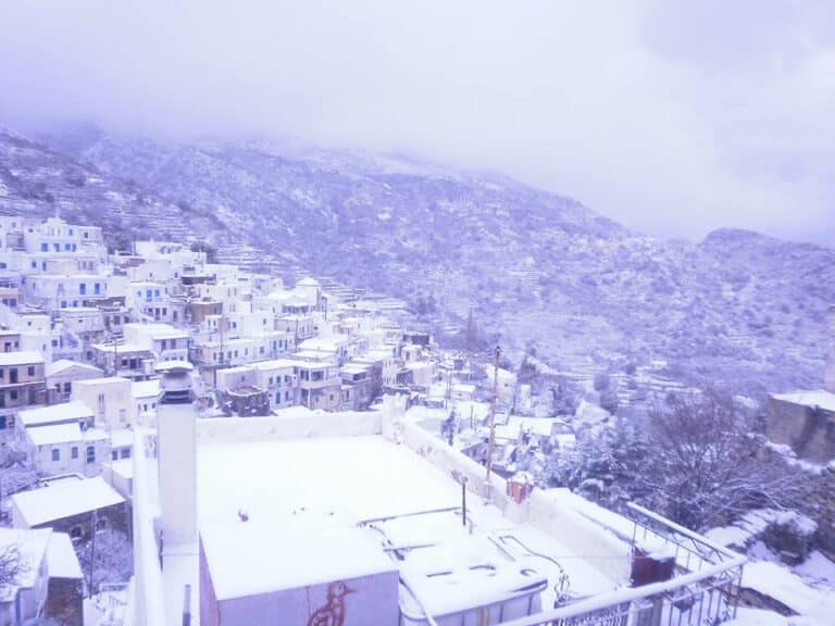 Νάξος... Ο πρόεδρος Κορώνου Γιάννης Κωνσταντάκης, για τον εκχιονισμό ...