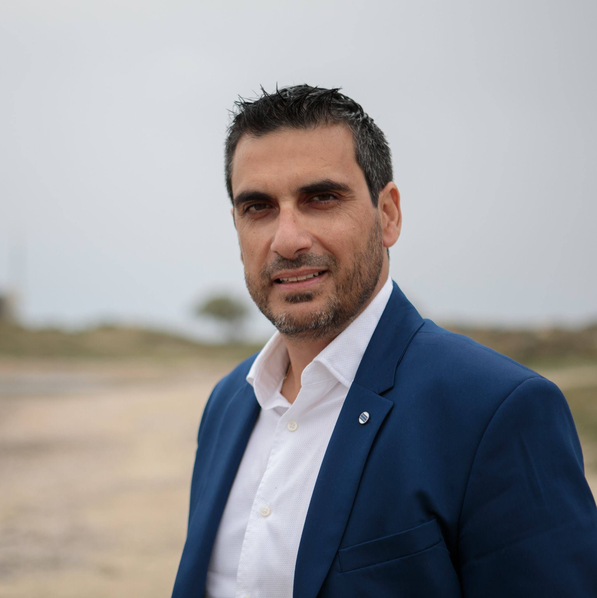 Νάξος-Βαγγ. Κατσαράς: "Το αστέρι των φετινών Χριστουγέννων να στείλει ...